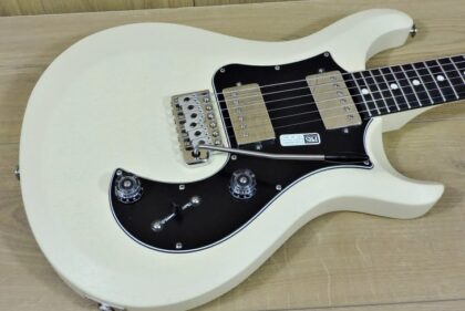 Satin Finish Guitar vs. Gloss - Which One Should You Pick?