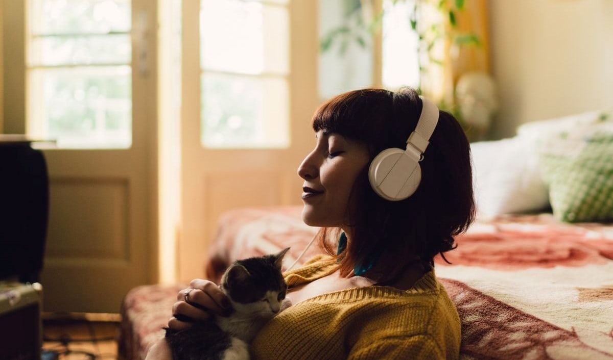 8 Types of Music Listeners You'll Come Across as a Musician