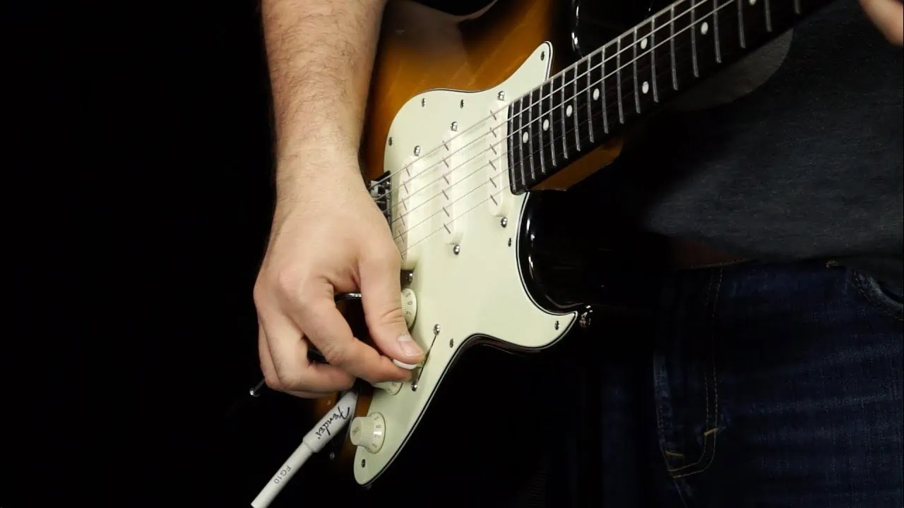 Stratocaster Tone Controls - Mastering the Tone Knobs on a Strat