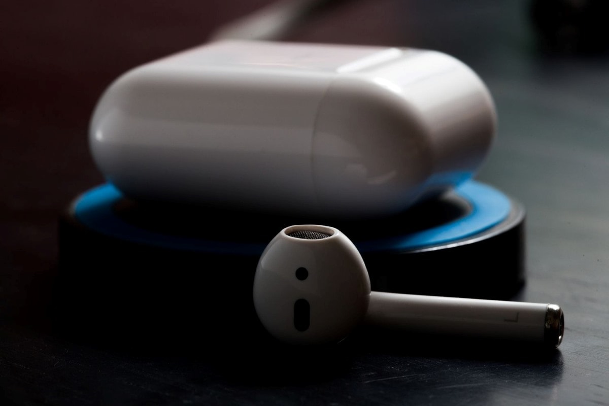 Right or Left AirPod Not Working? Fix Only One AirPod Working!
